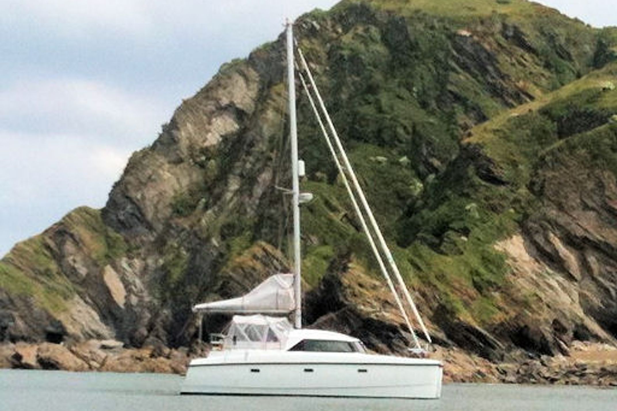 Luxury Cruising and Performance Catamarans for sale | Broadblue Catamarans